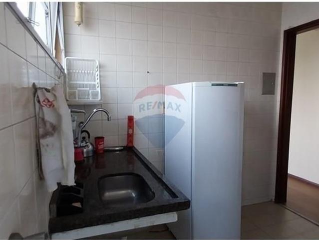 Apto. com 01 quarto e 01 vaga no Funcionários