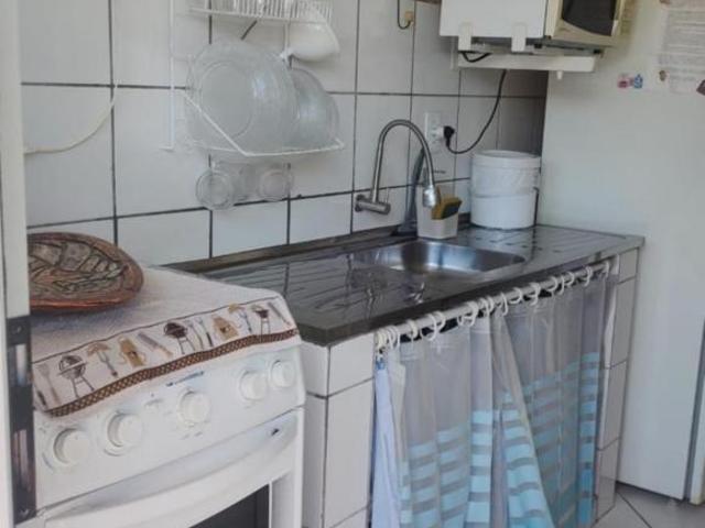 Apto com 02 dorms, sendo 01 suíte, 01 vaga de garagem, condomínio com lazer !