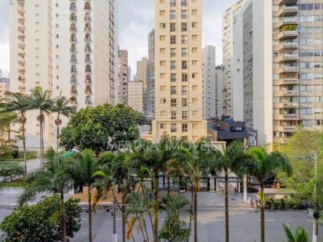 Apto com 198 m² | Planta original | Próximo aos colégios Dante Alighieri e Lavne e do Paulistano!
