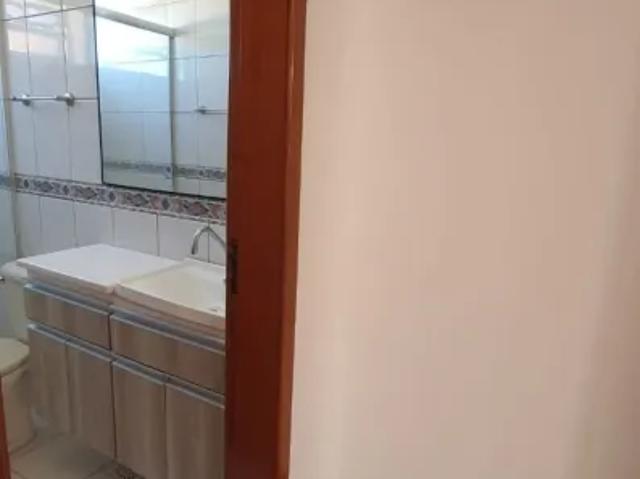 Apto com 1 dormitório, desocupado e vaga fixa