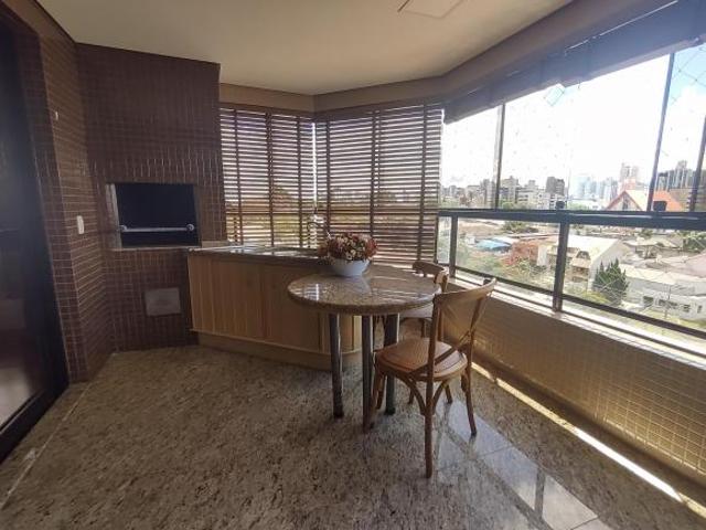 Apto com 205 m²priv com 4 quartos no Batel e 3 vgs de gar Curitiba Paraná