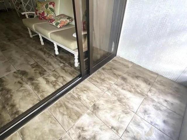 Apto com 2 dts. no Guaruja a venda