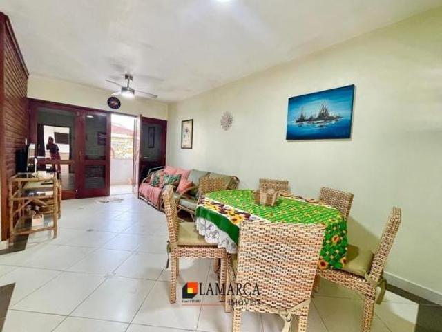 Apto. com 2 dts. no Guaruja a venda
