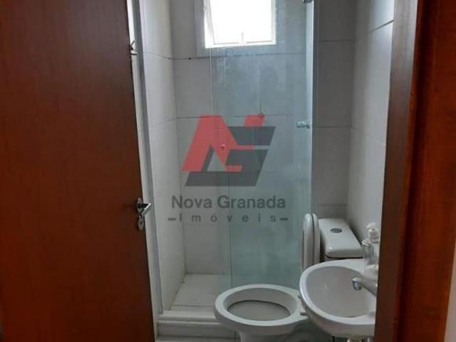 APTO COM 2 DORMTS, SALA COM SACADA, COZINHA, BANHEIRO, AREA DE SERVIÇO, UMA.