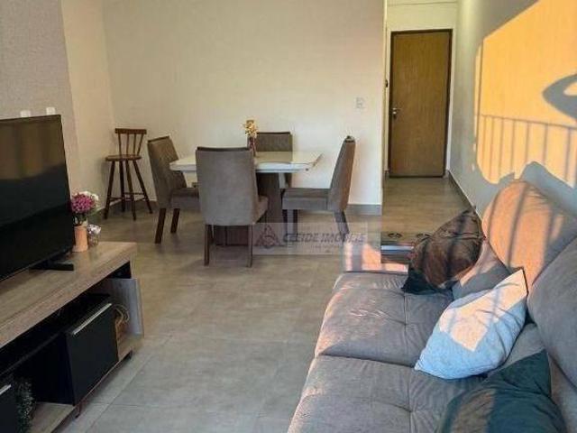 Apto com 2 dormitórios sendo 1 suíte à venda no Residencial Adélia, 72 m² por R$ 320.000 Pico do
