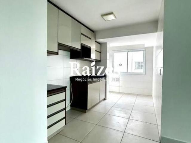 Apto com 2 quartos sendo 1 suíte e lazer completo próximo ao Praia Clube