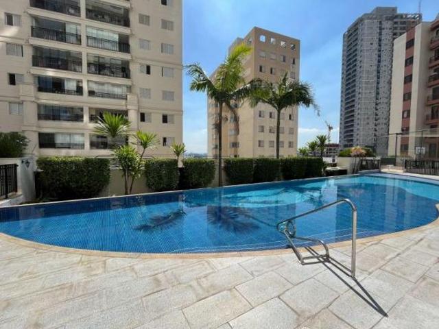Apto com 2 suítes e living ampliado. 2 vagas cobertas e fixas mais depósito