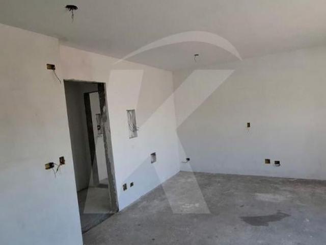 Apto. com 31 m2, legítimo 1 dormitório, com terraço, a 300 metros do metrô Jardim São Paulo