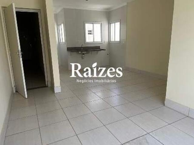 Apto com 3/4 próximo ao Praia Clube no Bairro Tubalina / Colinas do Praia