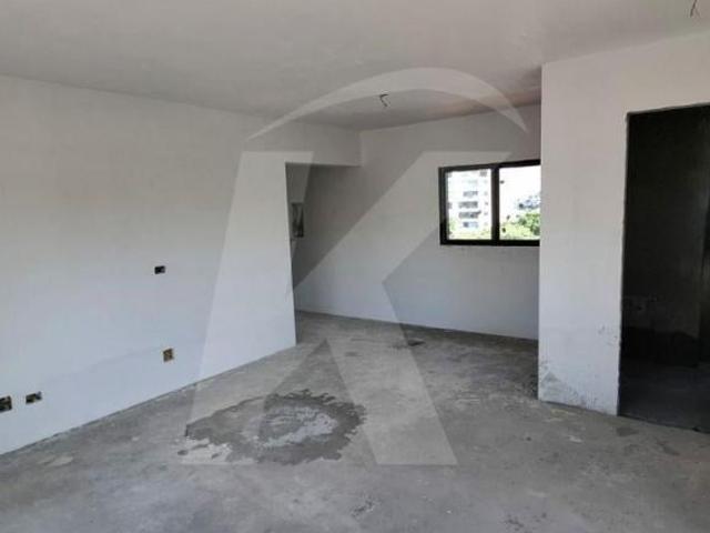 Apto. com 35 m2, legítimo 1 dormitório, com terraço, a 300 metros do metrô Jardim São Paulo