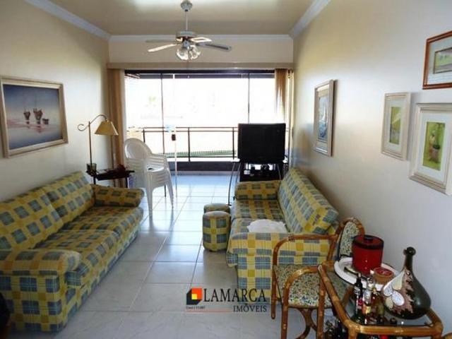 Apto. com 3 dts. a venda no Guaruja!