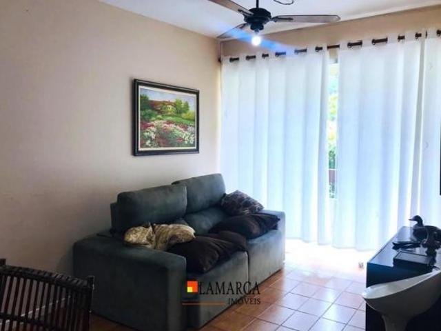 Apto com 3 dormitorios a venda em Guaruja