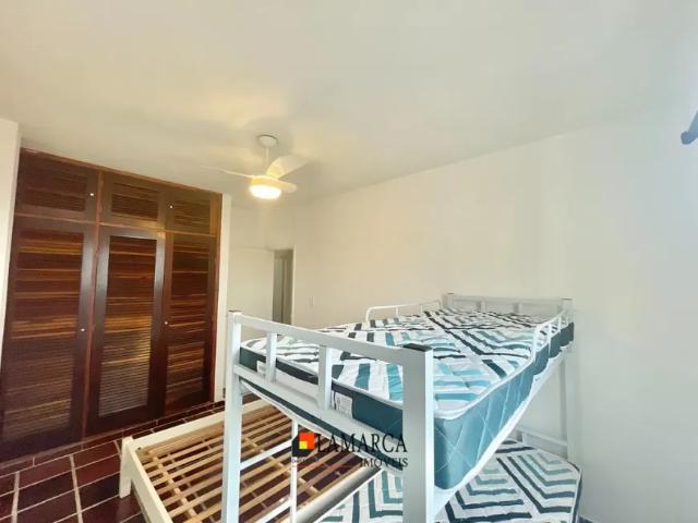 Apto. com 3 quartos a venda no Guaruja