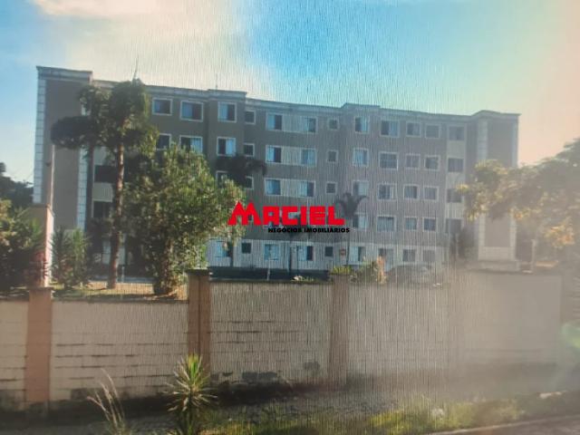 APTO COM BOA LOCALIZAÇÃO FACIL ACESSO PELA VIA DUTRA PROXIMO GM