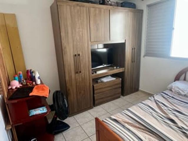 Apto com excelente localizacão no Floradas de São José