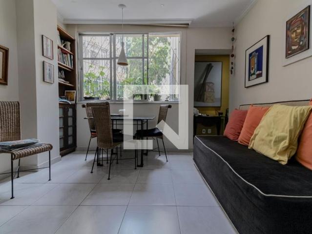 Apto, Copacabana, 2 Quartos, 71 m2 Rio de Janeiro