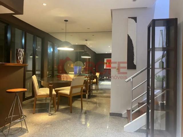 Apto duplex 2 suítes 2 vagas 72m² para locação em Moema fora de rota em prédio com lazer completo