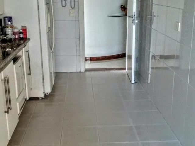 Apto duplex com 400mts úteis! Rua princesa Isabel contato: 47988588615
