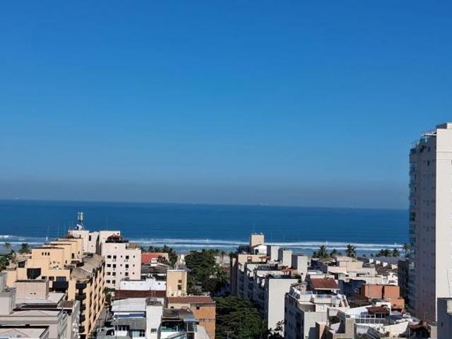 Apto duplex com piscina praia da enseada próximo a praia melhor ponto