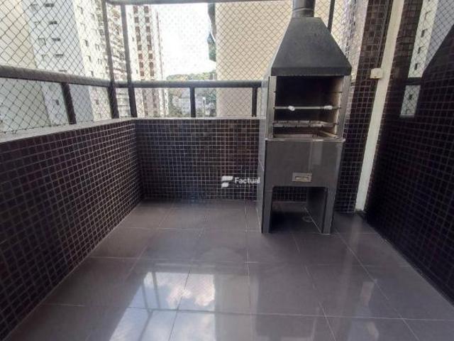 Apto duplex com varanda gourmet a venda na praia de Pitangueiras Guarujá Sp