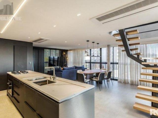 APTO DUPLEX DE 121M² COM 2 DORMITÓRIOS E 2 VAGAS MONT SERRAT