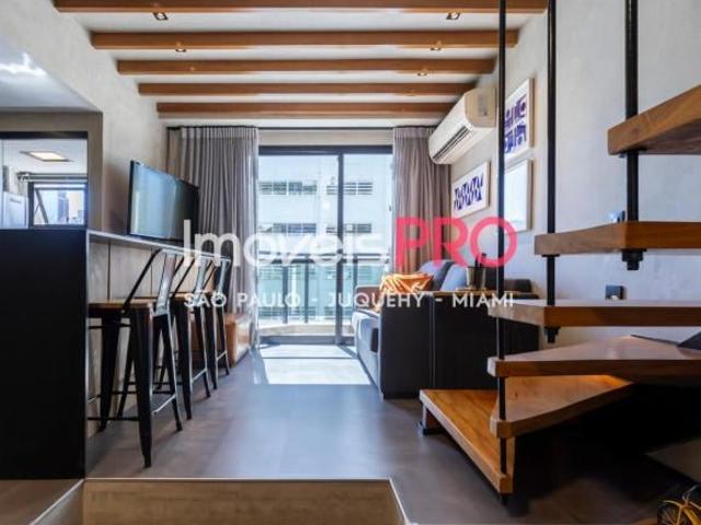 Apto duplex de 1 suite e 1 vaga no Paraiso prox do metro