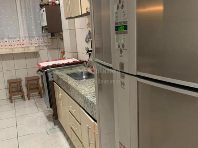 Apto de Cobertura no Higienópolis Excelente, rica em armários de dormitórios e cozinha, churrasque