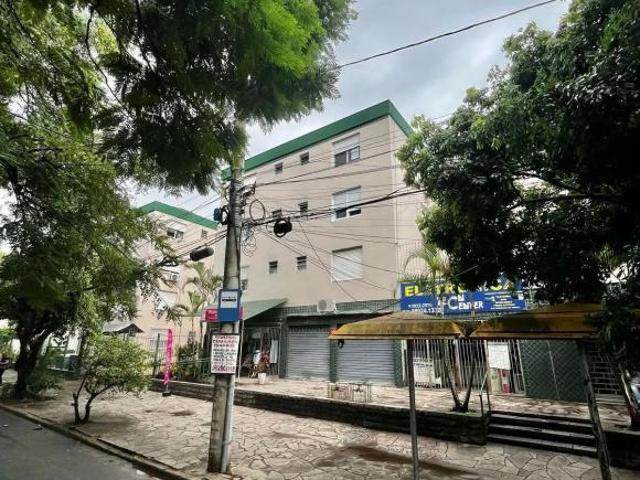 Apto de 01 dorm no Passo da Areia, sala, cozinha, banheiro e área