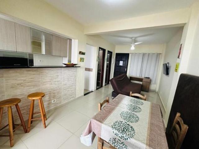 Apto de 01 Dormitório, 40 m² de área útil, FRENTE MAR. Bairro: Vila Guuilhermina