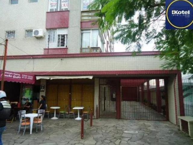 Apto de 01 dormitório, com vaga de garagem e elevador