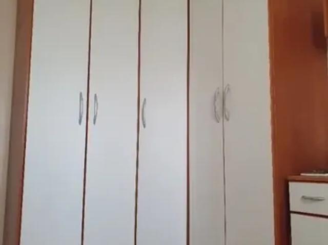 Apto de 02 dormitórios com 02 banheiros