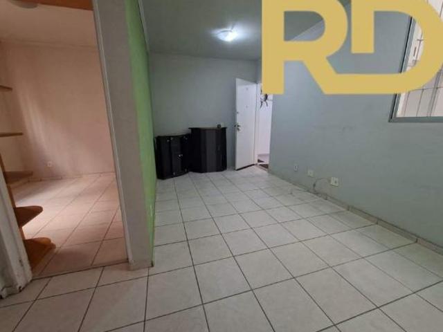 apto de 02 quartos 01 vaga no Santa Efigênia. primeiro andar