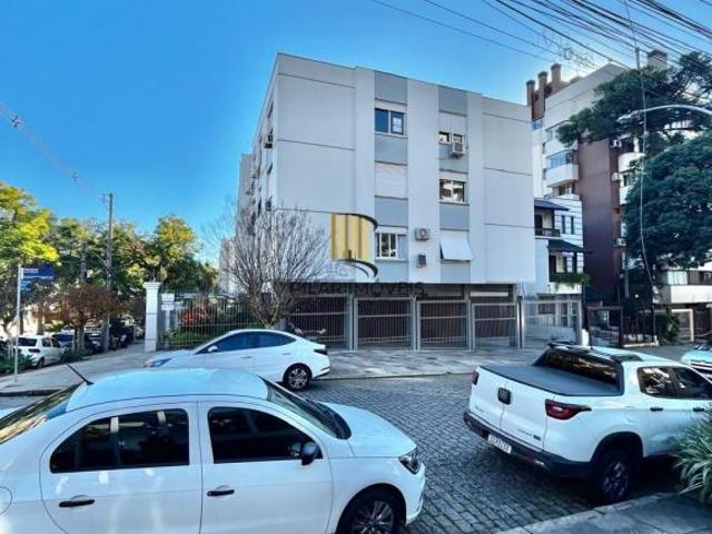 Apto de 03 dorm, 02 banheiros e dep empregada no coração do Bairro Higienópolis
