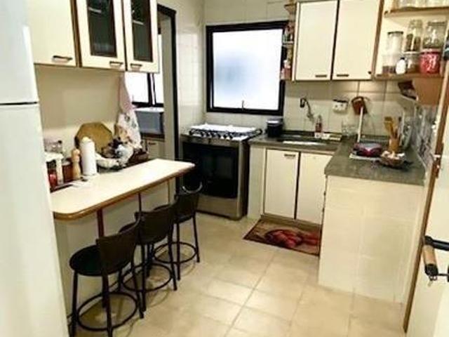 Apto de 03 dormitorios a venda em Guaruja