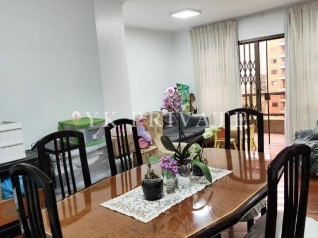 Apto de 124 m² com 3 dormitórios, sendo 1 suíte  4 banheiros  2 vagas e depósito