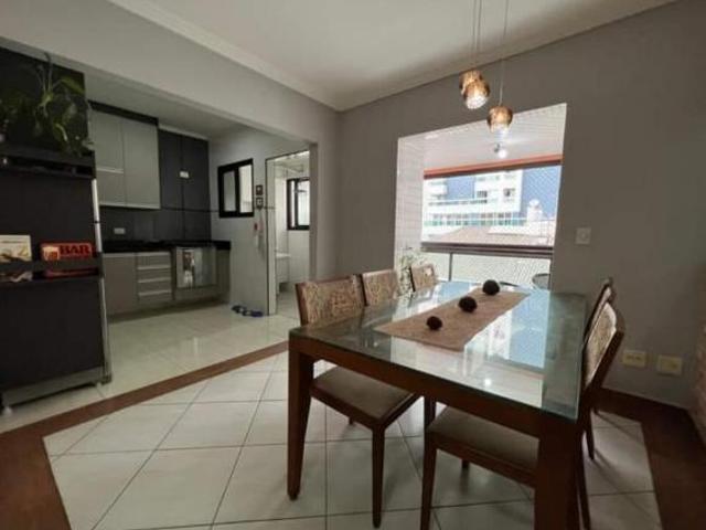 Apto de 2 Dorm, 1 suíte, c/ sacada, 85 m² de área útil. Bairro: FORTE