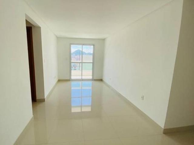 Apto de 2 Dorm c/ suíte, FRENTE MAR, 1 vaga, 82,07 m² de área útil. Brairro GUILHERMINA