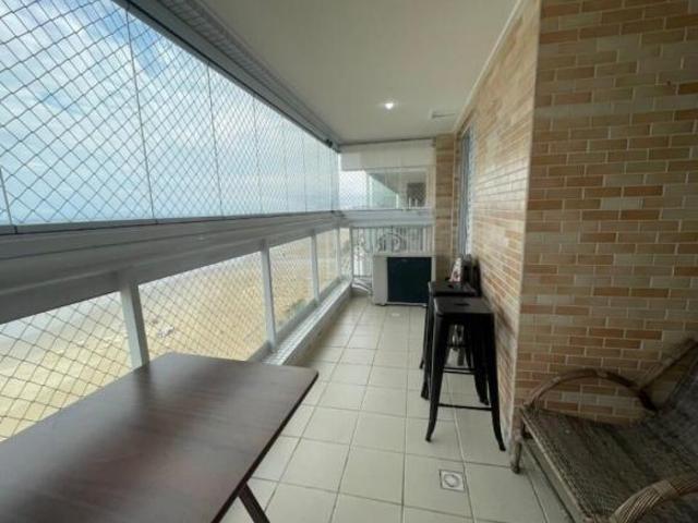 Apto de 2 Dorm c/ suíte, FRENTE MAR, 2 VAGAS, 72 m² de área útil. BAIRRO: GUILHERMINA