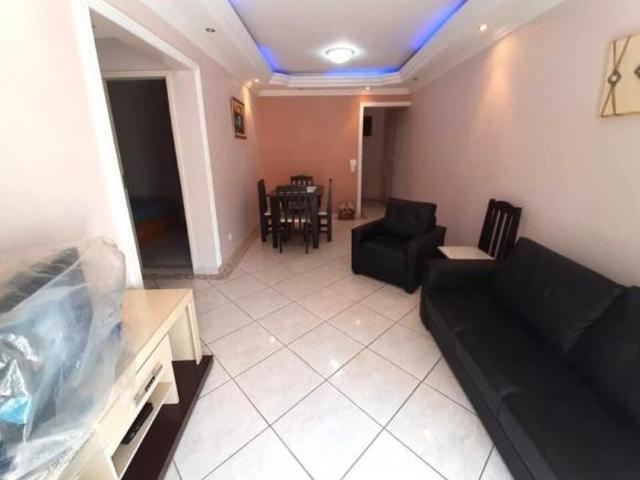 Apto de 2 Dorm c/ SACADA, 70 m² de área útil. Bairro: GUILHERMINA