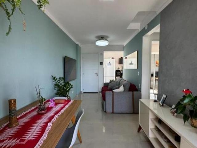 Apto de 2 Dorm c/ 1 SUÍTE, 62 m² de área útil. Bairro: CANTO DO FORTE
