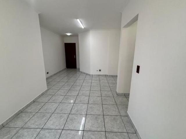 Apto de 2 Dorm sendo 1 suíte, C/ SACADA, 85 m² de área útil, BAIRRO: GUILHERMINA