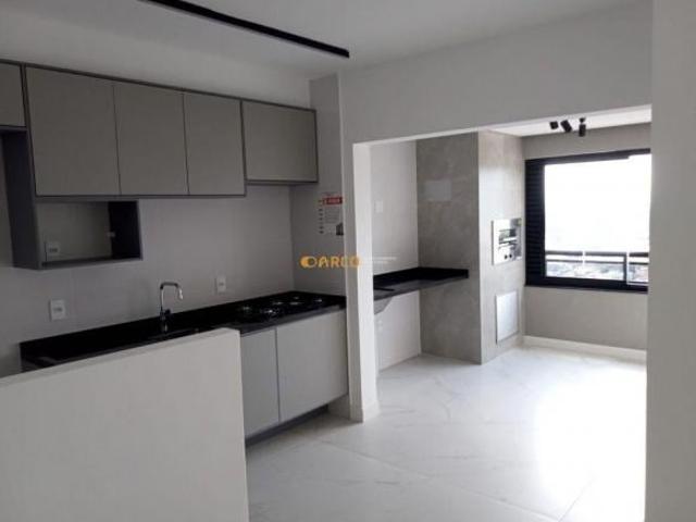 Apto de 2 Dorms sendo 1 suite Av.Cidade Jardim São José dos Campos SP