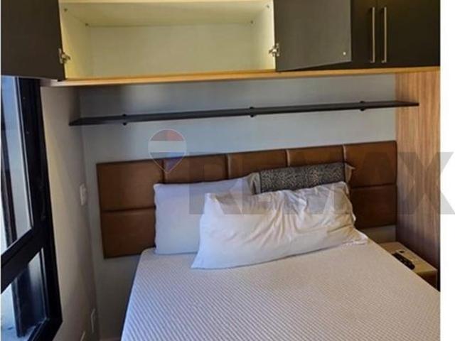 Apto de 2 dorms sendo uma suite, reformado, duas vagas de garagem e 1 deposito