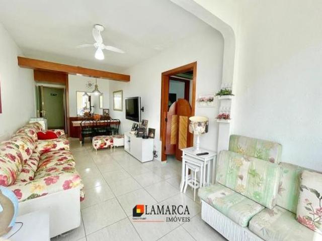 Apto. de 2 dts. a venda no Guaruja