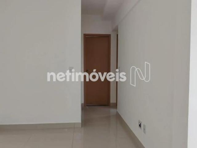 Apto de 3/4 com suíte, closet, elevador, prédio individual, com 2 vagas