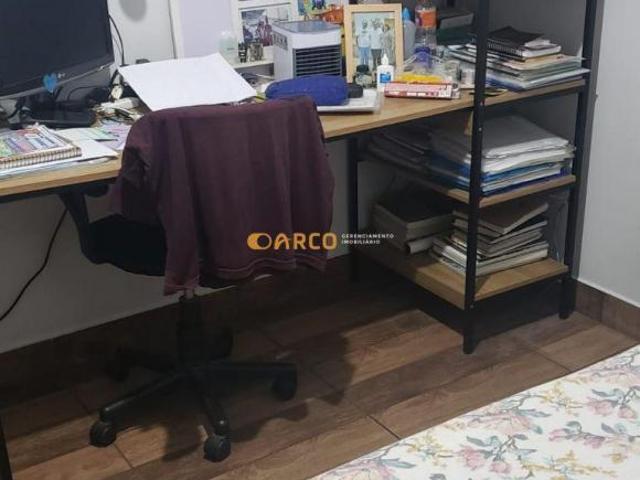 Apto de 3 Dorms sendo 1 suite Pq.Industrial São José dos Campos SP