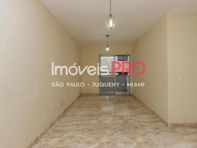 Apto de 75m² com3 dormitórios sendo 1 suíte e 2 vagas na Saúde prox do metro