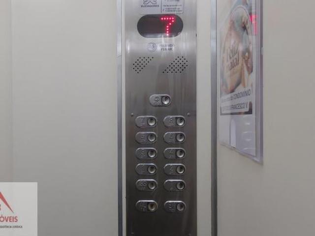 Apto de 70m² com 2 dorm e 2 banheiros à venda p.