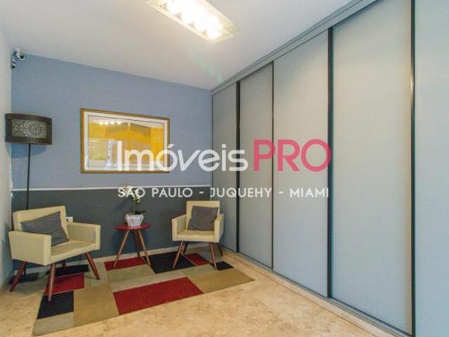 Apto de 80m2 com 1 suite com lavabo no Itaim SEM VAGA