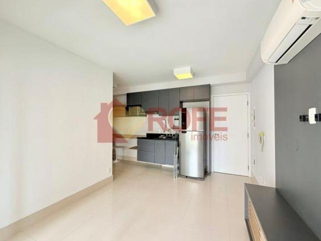 Apto decorado e mobiliado à venda 42m² 1 dorm 1 vaga Fora da rota de aviões
